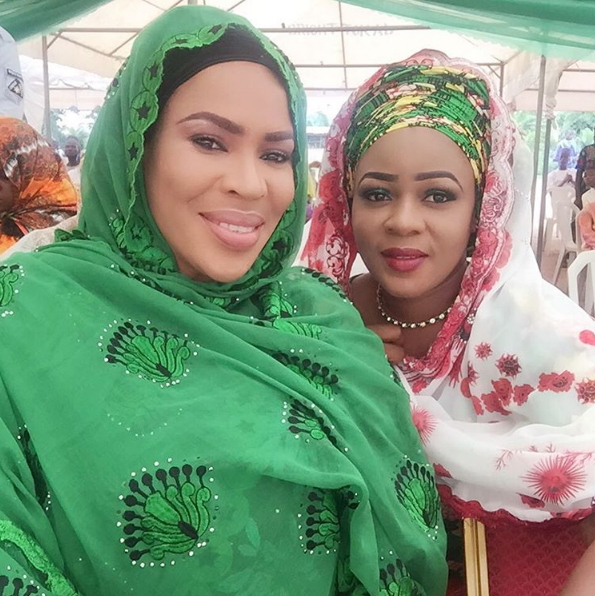 Nollywood Stars Honour Faithia Balogun As She Bags Islamic Award At ...