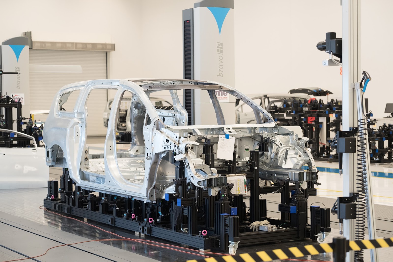 The Motoring World: USA - Windsor plant continues 33 years of minivan ...