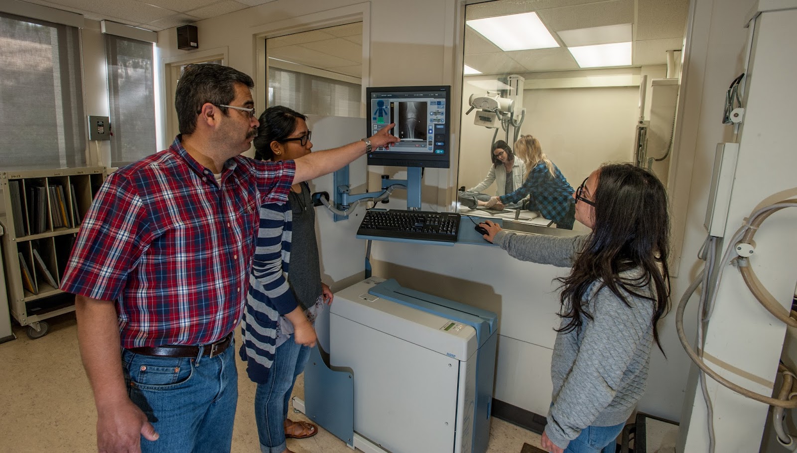 Cañada College News: Cañada College Earns Strong Workforce Gold Star Award