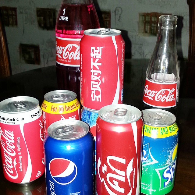 CT: Koleksi Tin Minuman Bergas Dari Pelbagai Negara