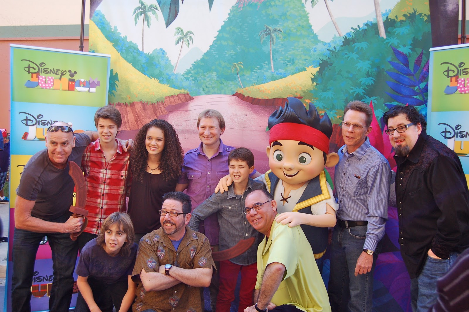 Disney Sisters: Peter Pan Returns to Jake and the Never Land Pirates