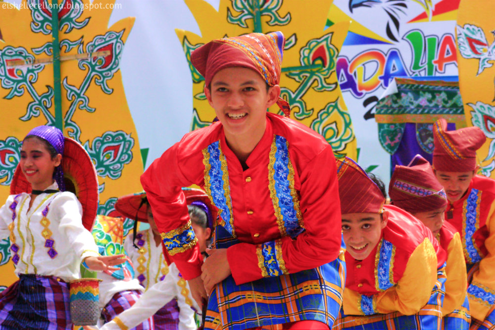 Photographs Are Forever: Kadayawan Festival 2013