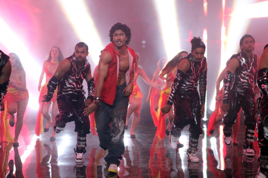 Commando Latest Movie Photos Gallery - Hot PHOTOSHOOT Bollywood ...