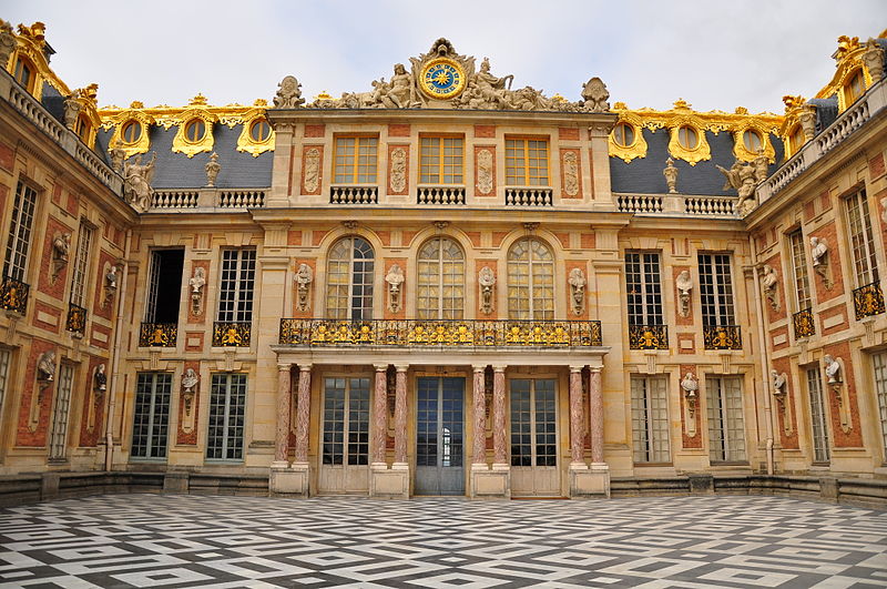 8 Magnificent Photos of the Palace of Versailles