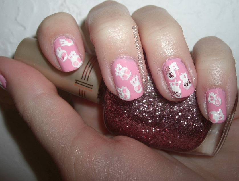 Killer Nails: Pink Skulls