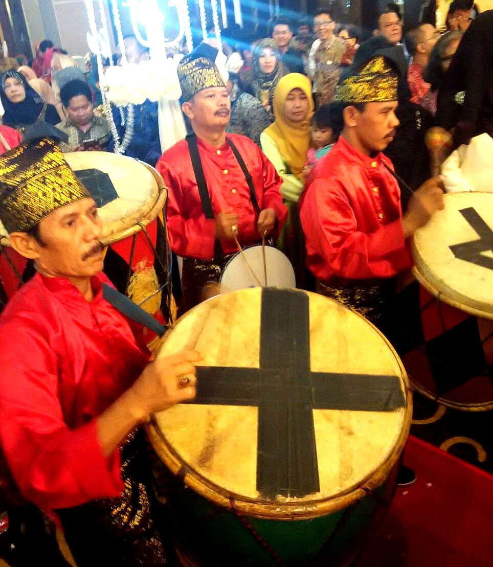 Alat Musik Khas Daerah Sumatera Barat - Travel Indonesia