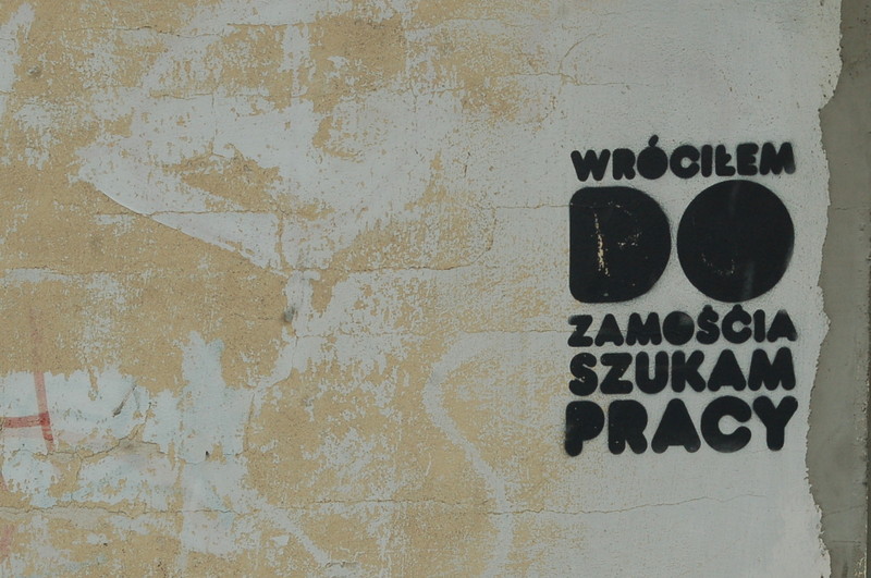 I tu i tam....Y aqui y alla: Grobowiec-piramida, ruina zamku i Perła ...