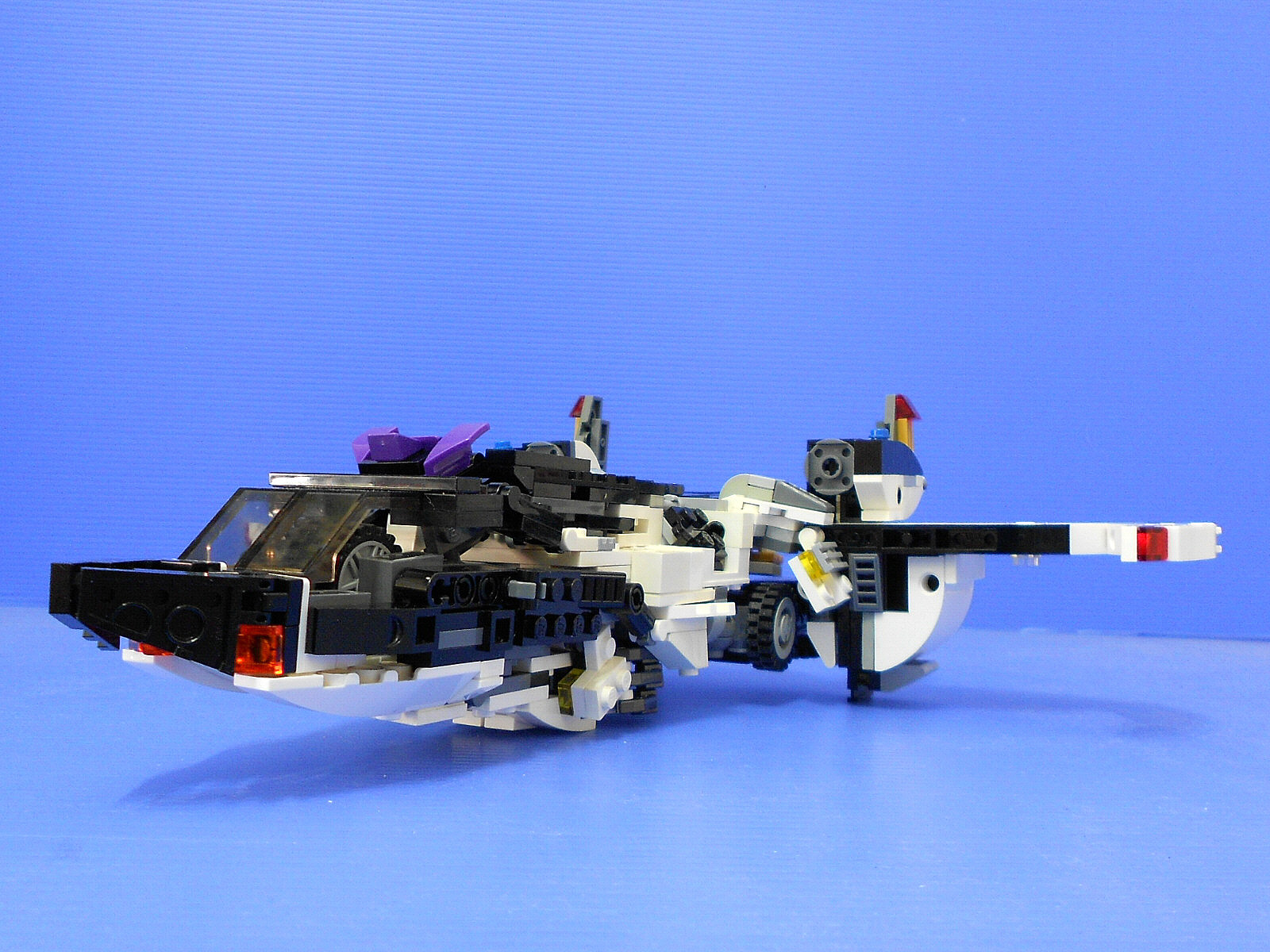 Alanyuppie's LEGO Transformers: LEGO "Fall of Cybertron" Octane (Triple ...