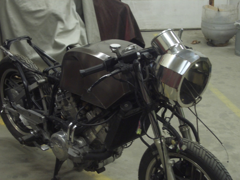 rocket39 .....pure mechanic rock'n roll !: Project Yamaha XZ 550 cafè racer