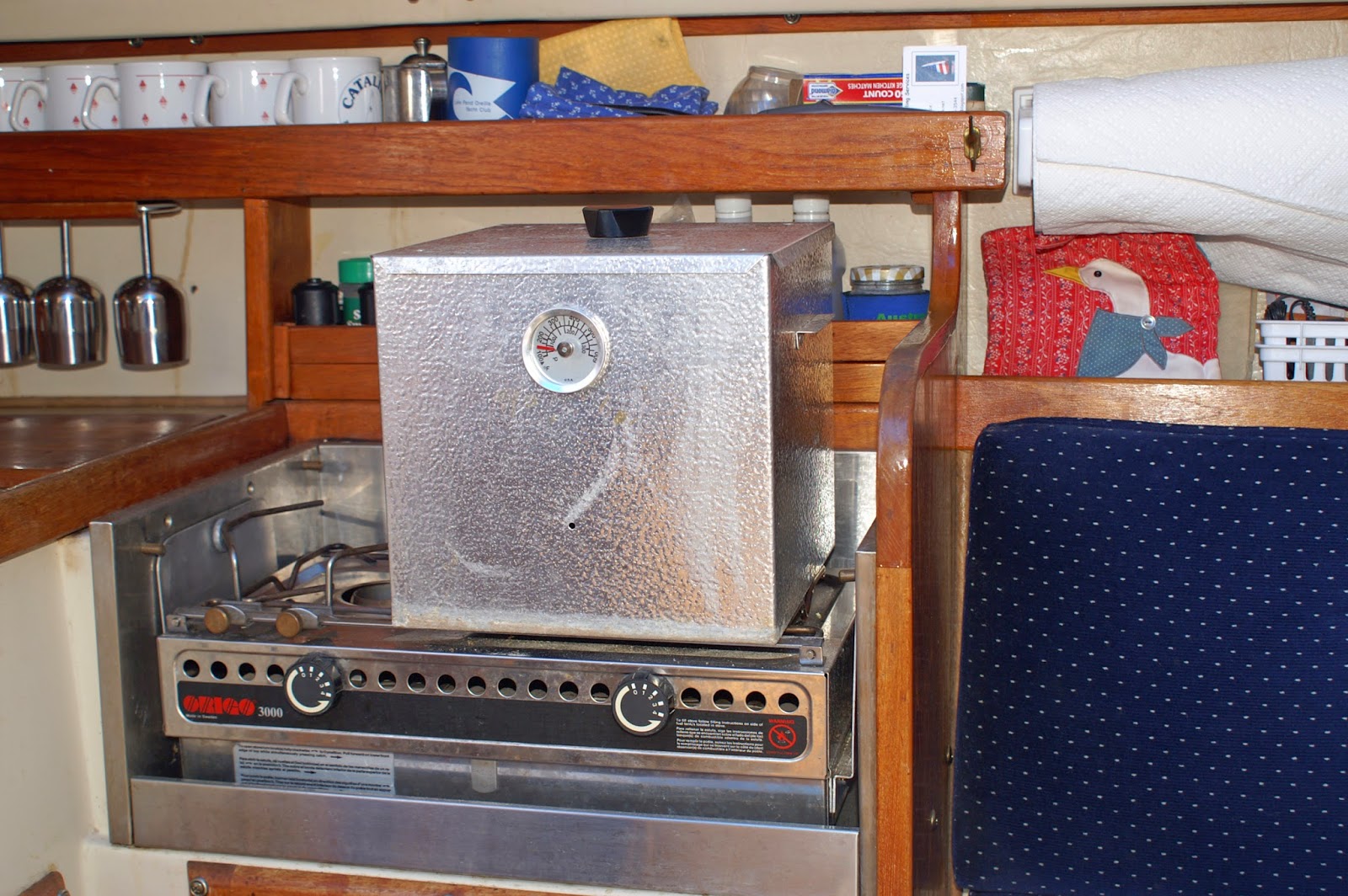 Barnacle Bill Holcomb's Sailing: Baking on a 25-foot Boat