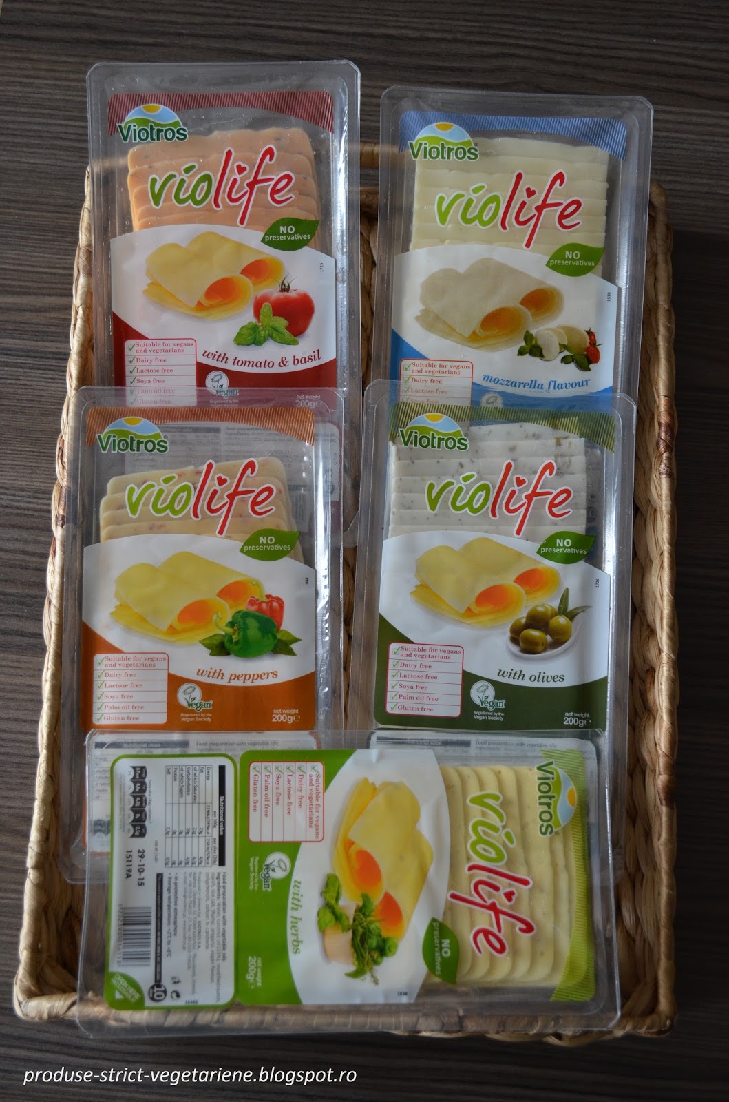 Cascaval vegan, diverse sortimente (marca Violife)