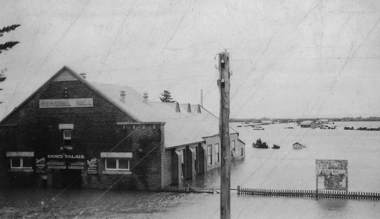 Koo Wee Rup Swamp History: Koo-Wee-Rup Memorial Hall