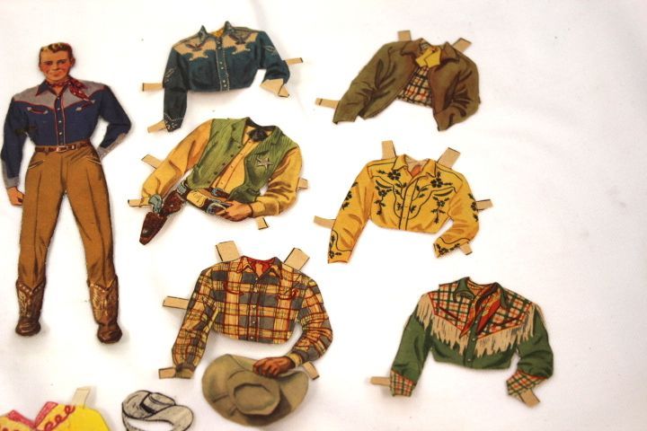 Vintage Advantage: EBay Alert...Fabulous Vintage Paper Dolls!