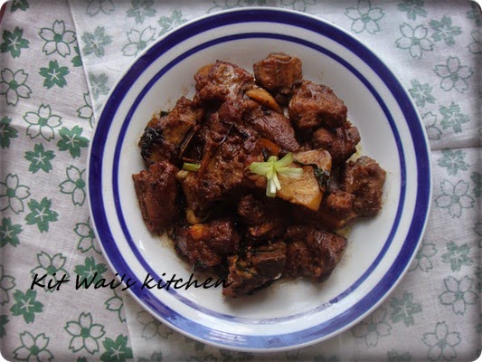 Kit Wai's kitchen : 红烧排骨 ~ Red-braised Spare Ribs
