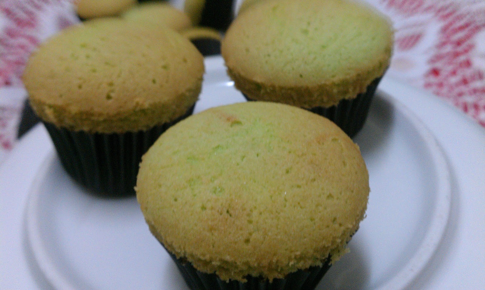 Apam Polkadot J&S Bakery: Apam Word & Muffin Pandan