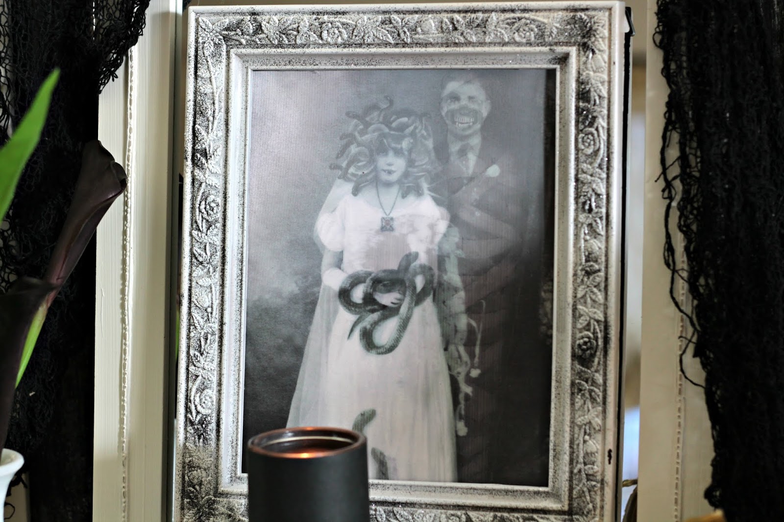 Shabby Sweet Cottage: Spooky Bride and Groom