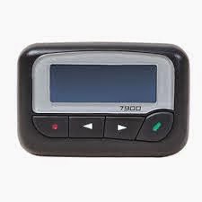 Uci Churriyah : MESIN MESIN KANTOR SEBAGAI ALAT KOMUNIKASI