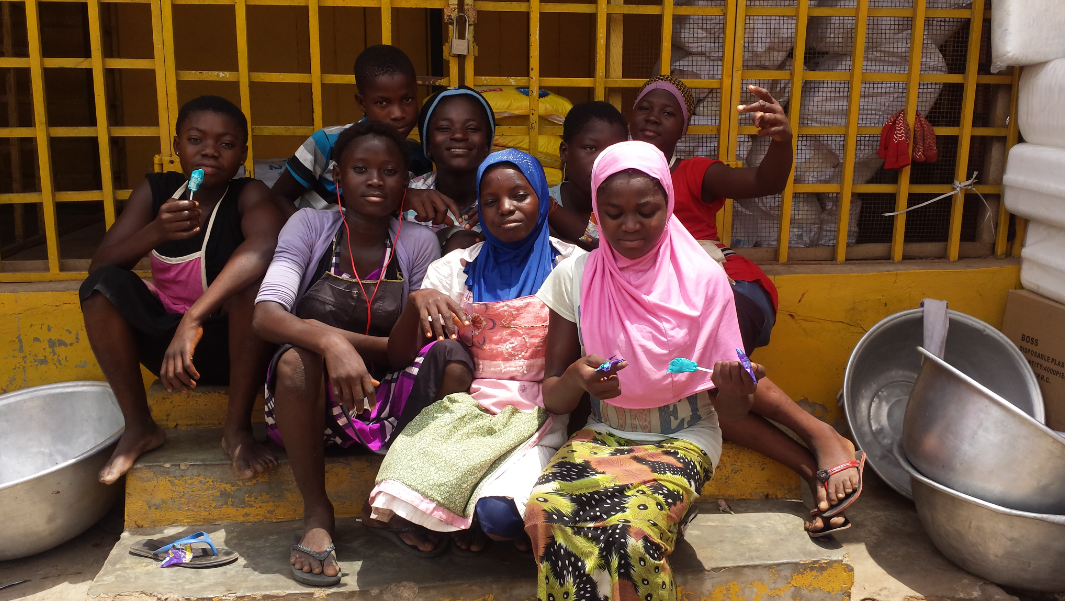 Migrating out of Poverty: Understanding migrant life in the market: The ...