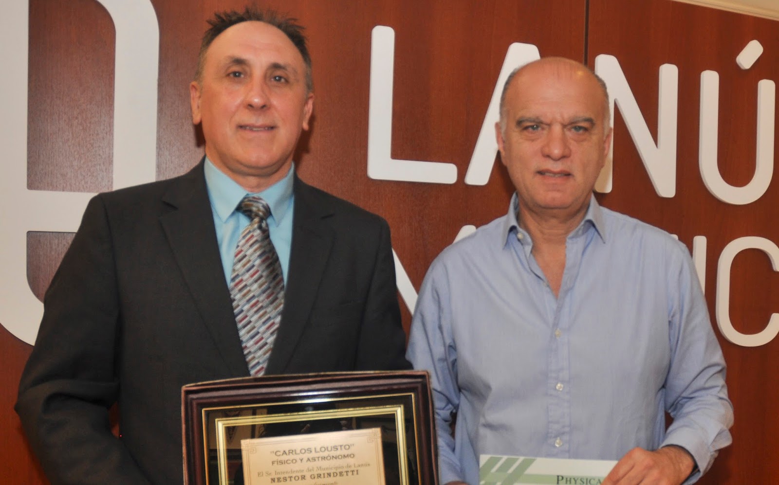 La Defensa: Homenajean a reconocido científico