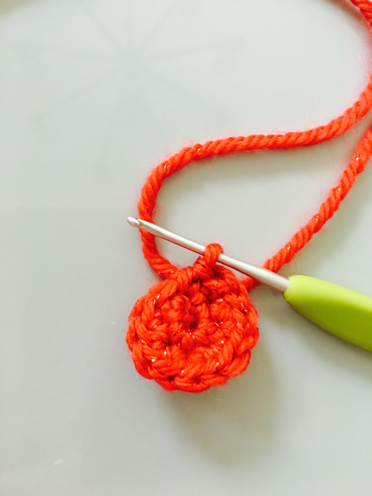 Annoo's Crochet World: Nail Polish Amigurumi Free tutorial