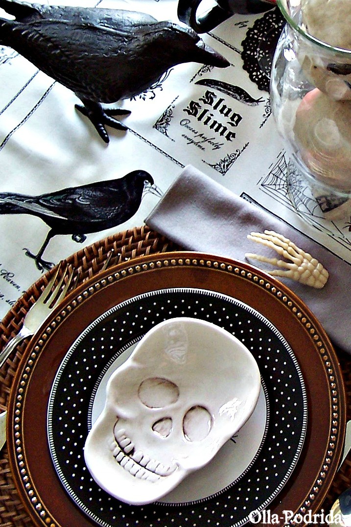 Olla-Podrida: Skulls & Bones Tablescape