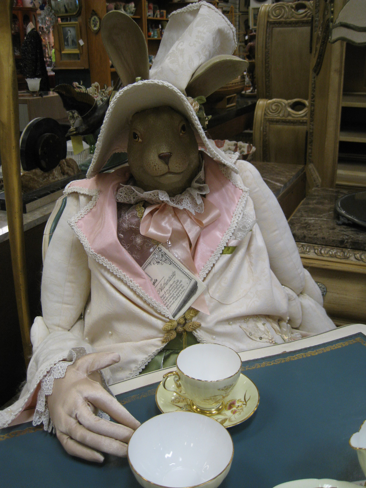 Antiques, Art, and Collectibles: Katherine's Collection at Silver Lake ...