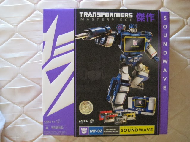 ChCse's blog: Toy Review: Transformers Masterpiece Soundwave w ...