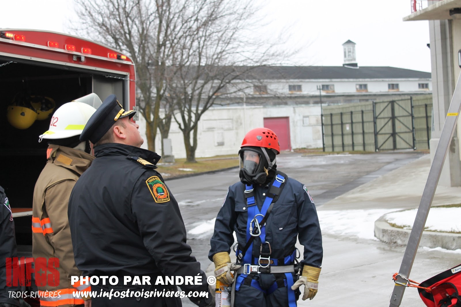 LES POMPIERS MAINTENANT ÉQUIPÉ POUR LE SAUVETAGE EN HAUTEUR ET ESPACES ...