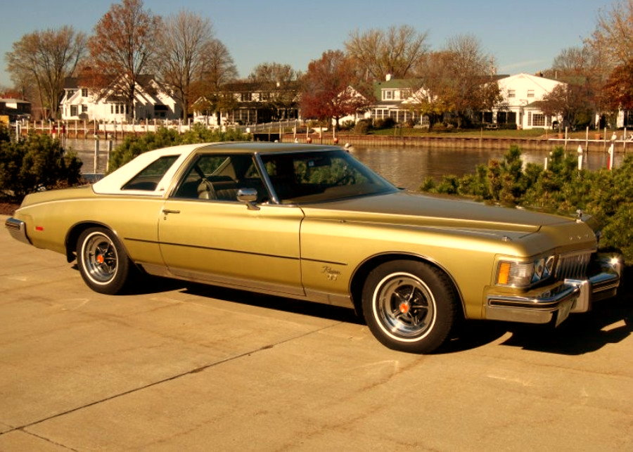 MUSCLE CAR COLLECTION : 1974 Buick Riviera GS (Grand Sport) Review
