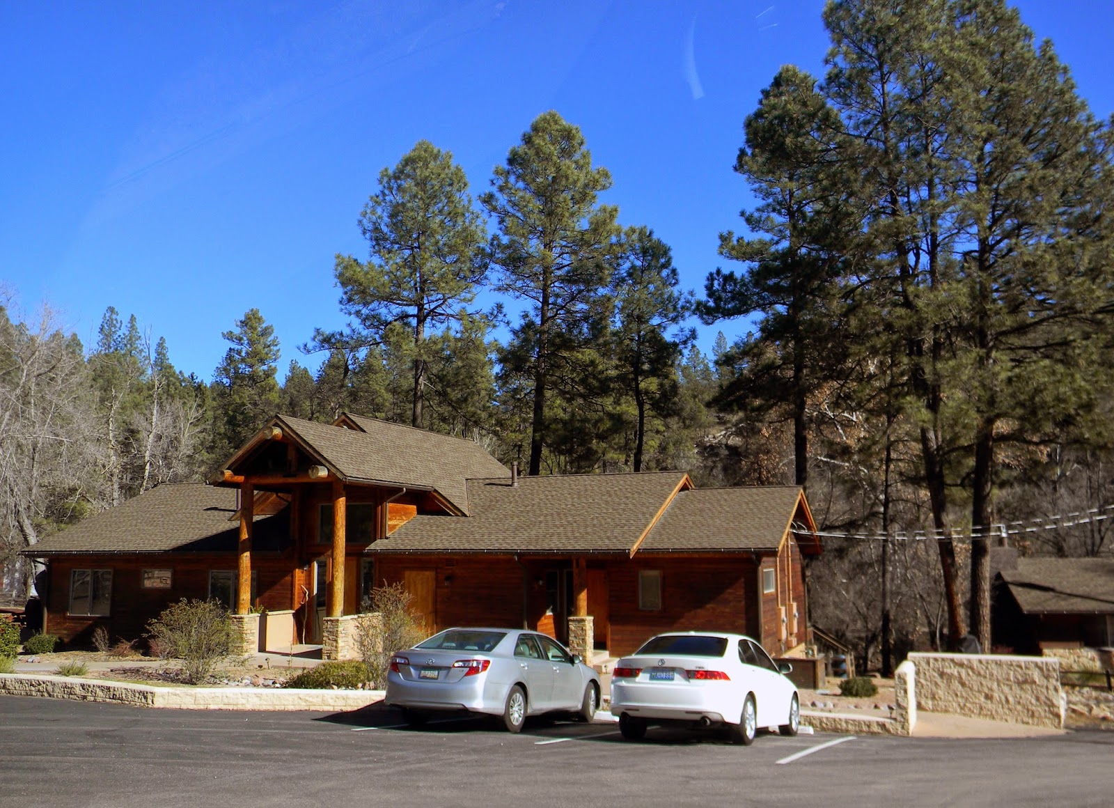 Kohl's Ranch Lodge
