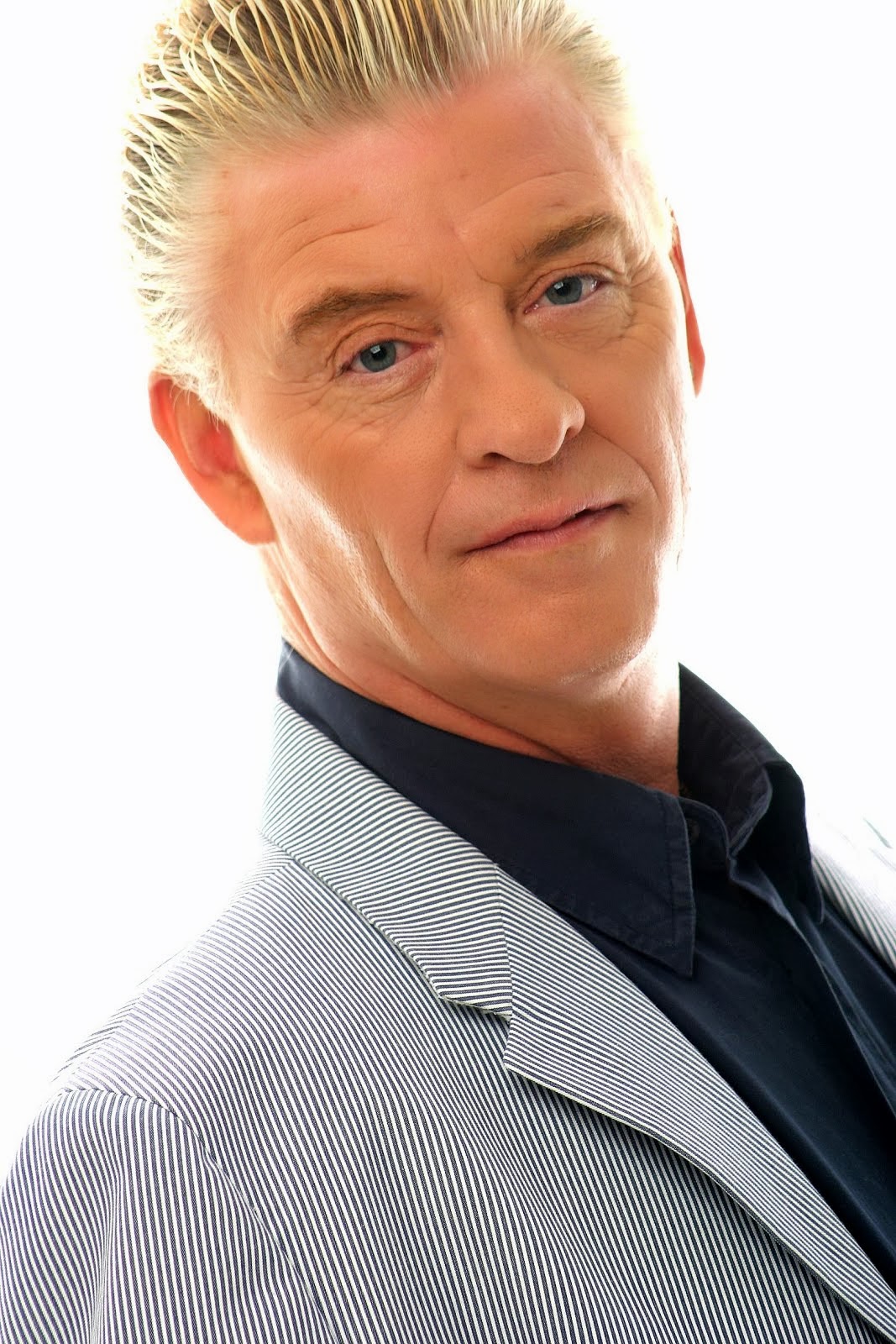 dereck-acorah: derek-acorah,spirit-medium