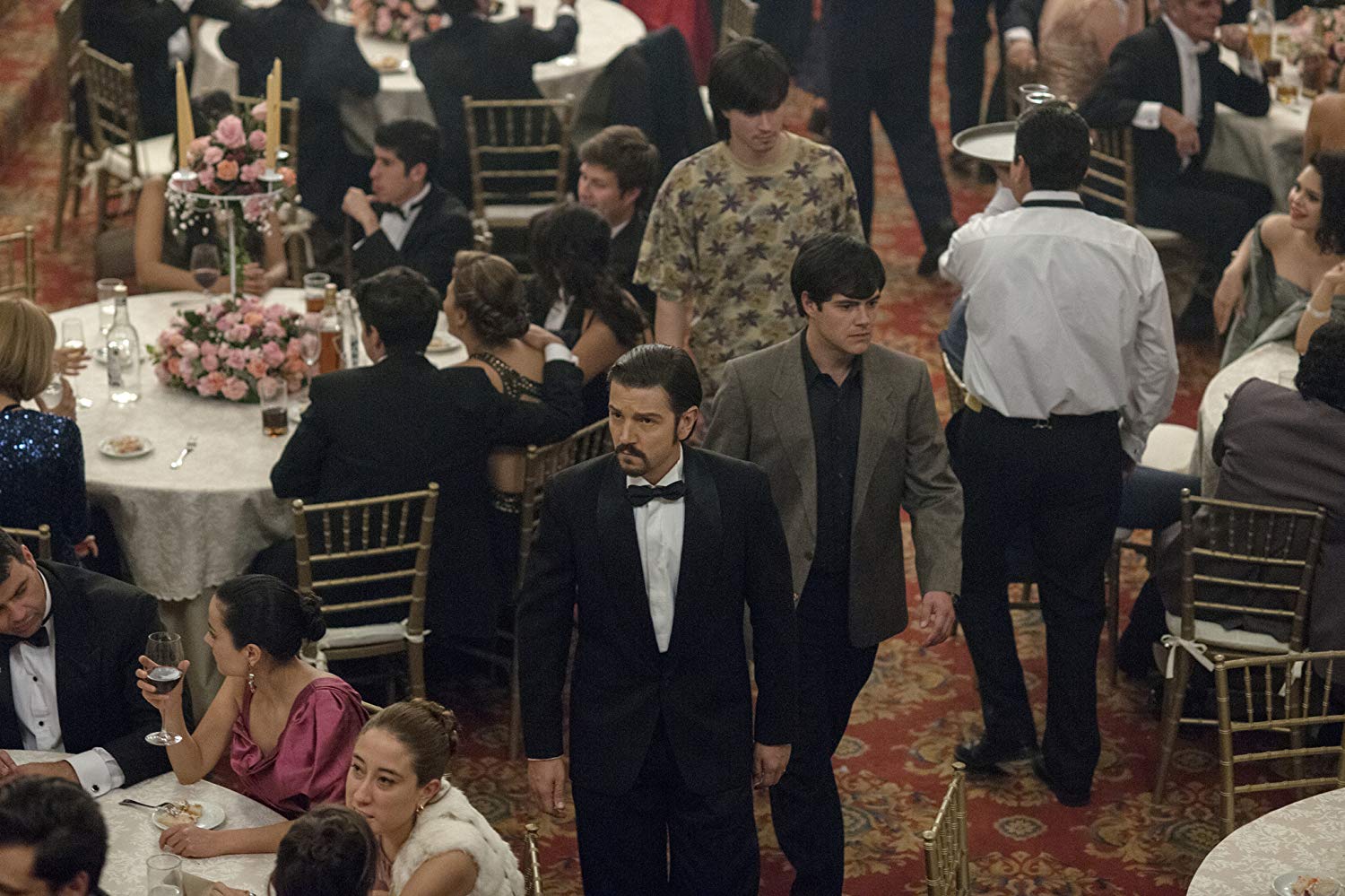 SNEAK PEEK : "Narcos: Mexico" - Drug War