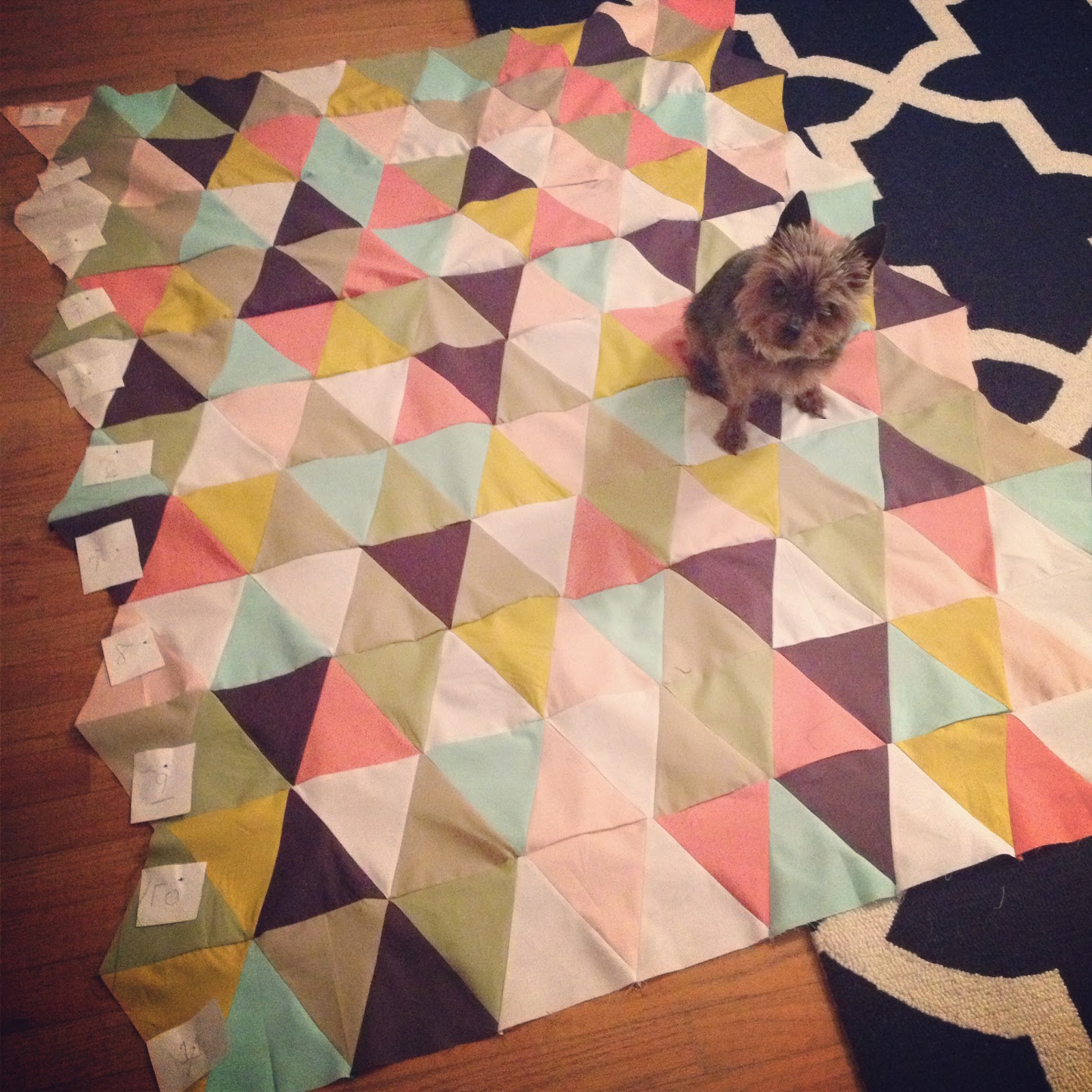 Nuestra Vida Dulce: DIY Triangle Quilt: I Did It!