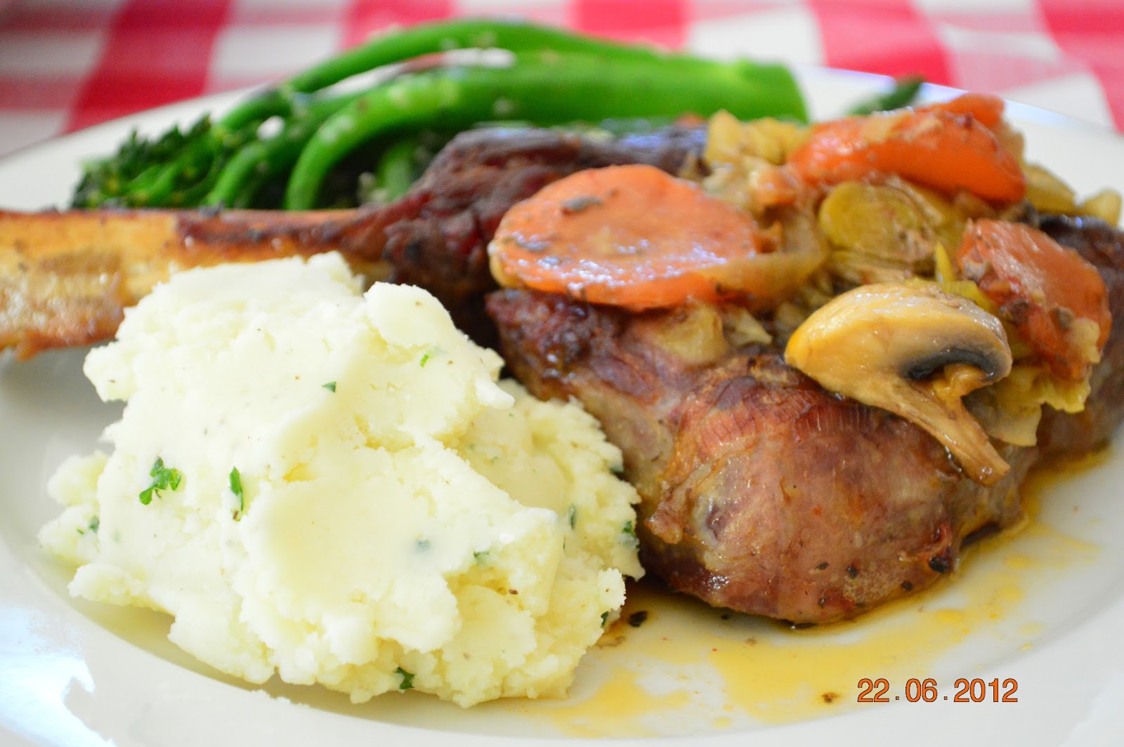 Lemon and Oregano: Braised Rib Eye with Mash Potato and Honey Beans