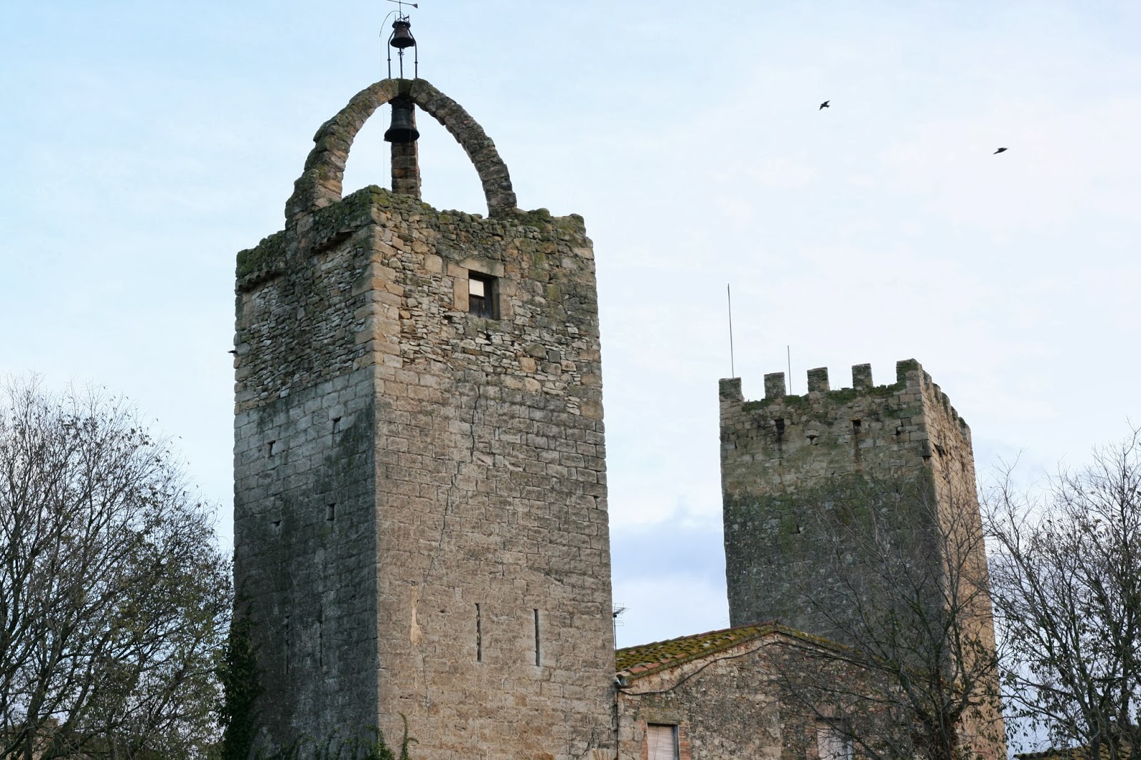 El Puente Lejano: Bajo Ampurdán - Pals y Peratallada