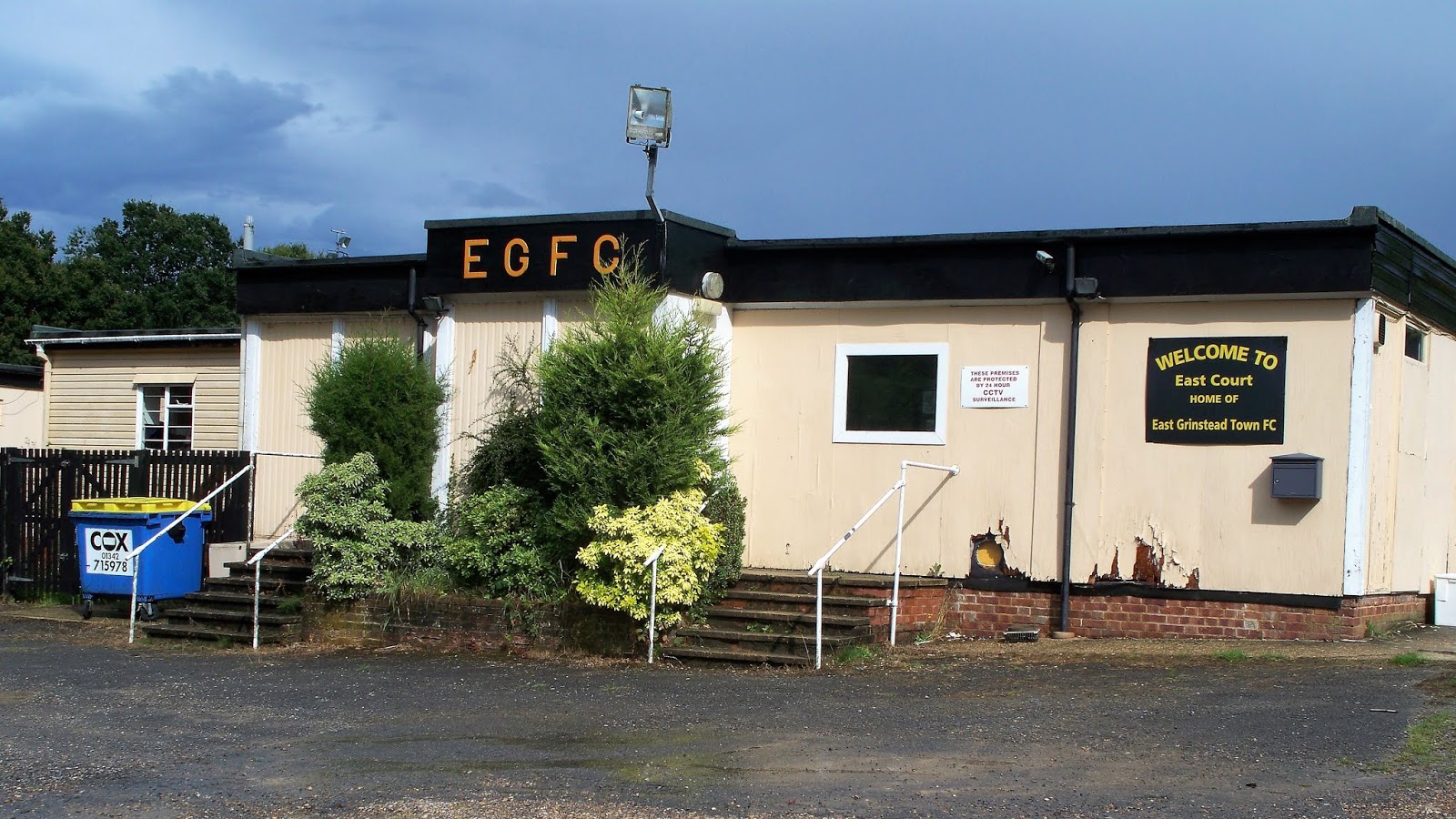 The Wycombe Wanderer: East Grinstead Town - East Court