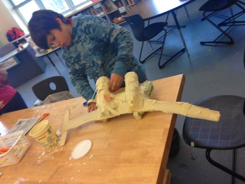 Oak Creek East Middle School Art Class: Art Club fun!