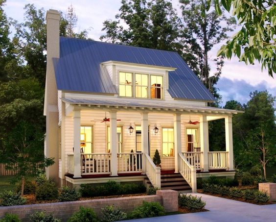 Sweet Farmhouse Cottage | Content in a Cottage