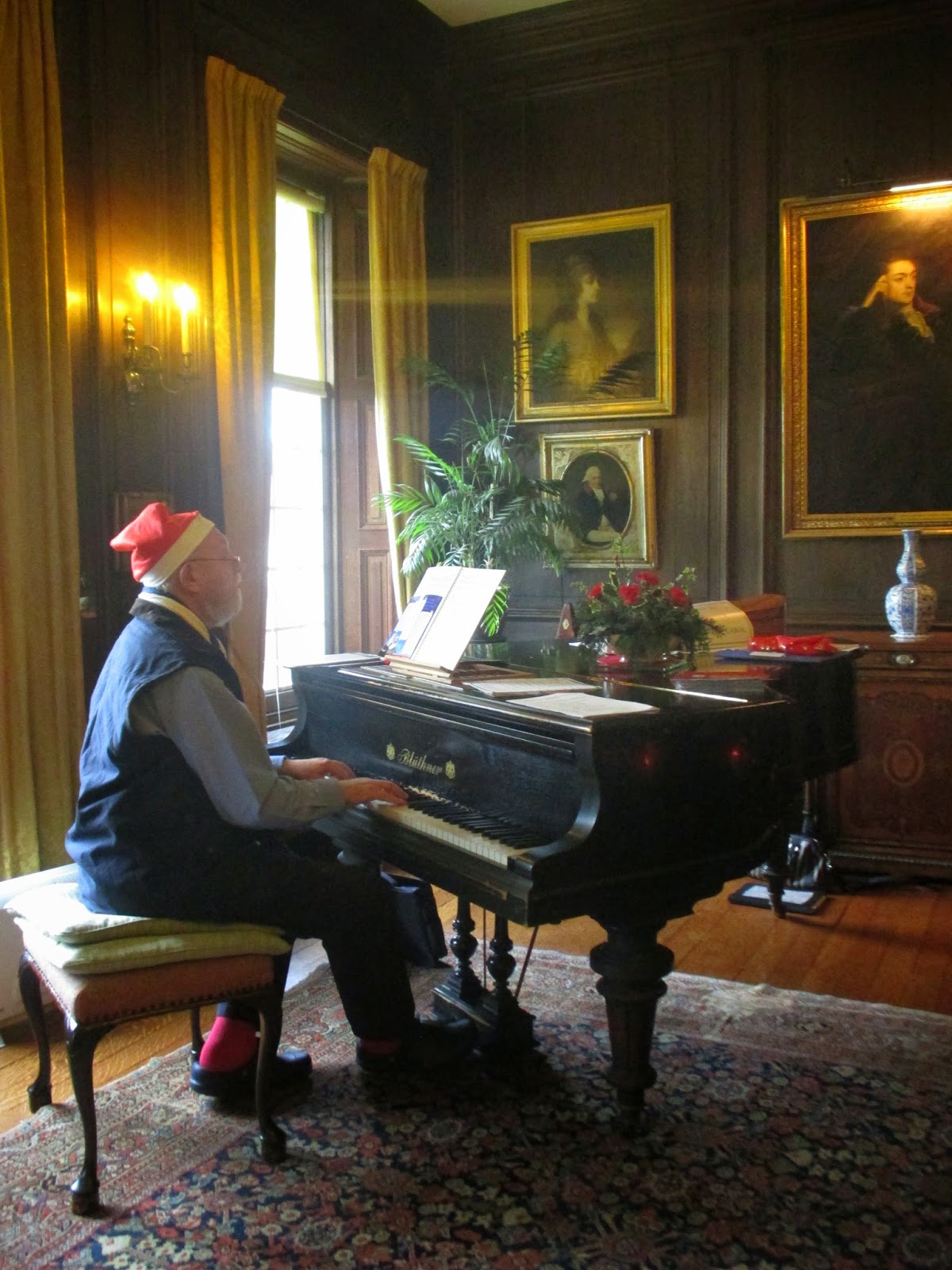 Remembering The Old Ways : Christmas at Gunby Hall