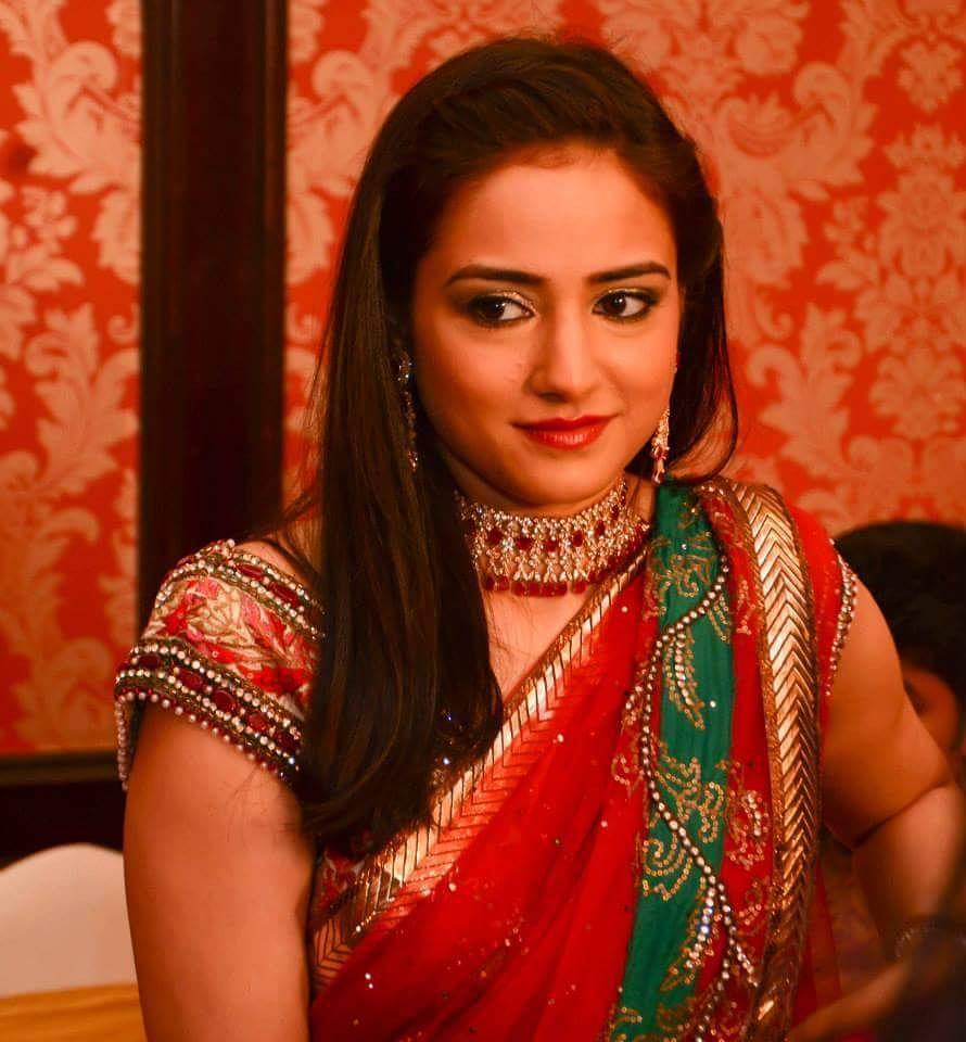 Neha Bamb (Neha Goragandhi)Hd Beautiful Pics|Biography - Actress World