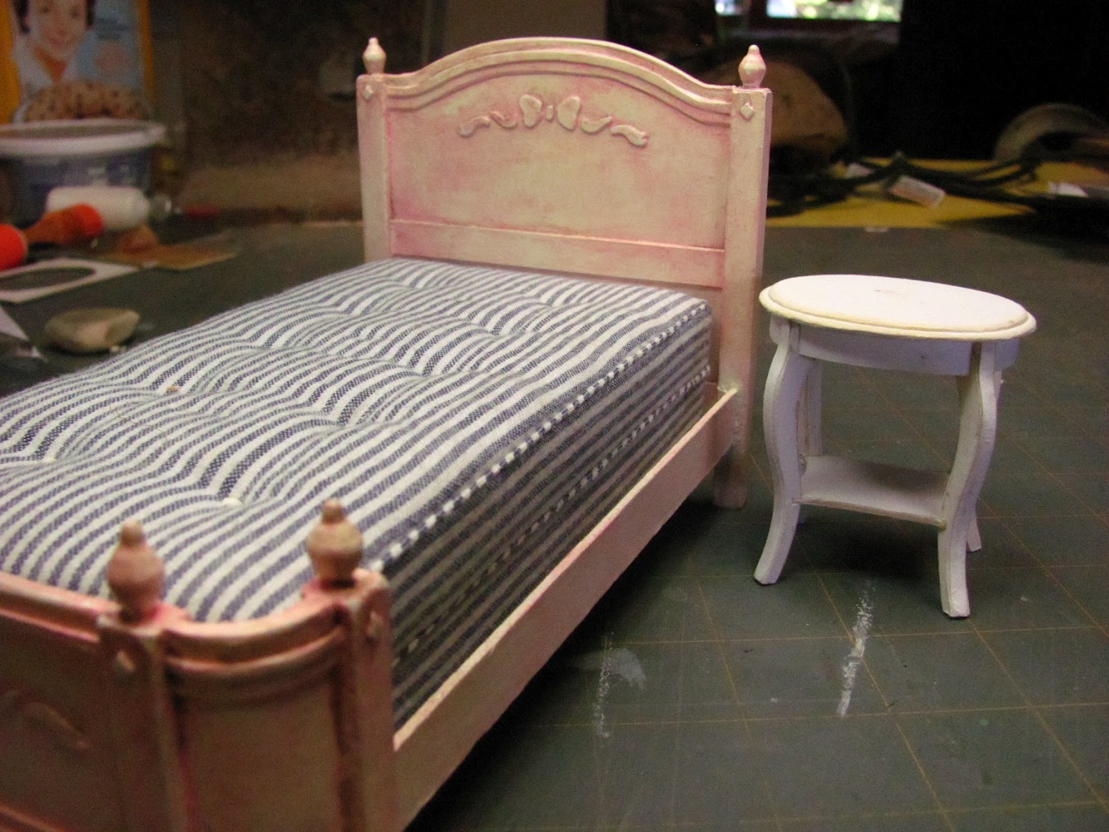 Dollhouse Miniature Furniture - Tutorials | 1 inch minis: OCCASIONAL ...