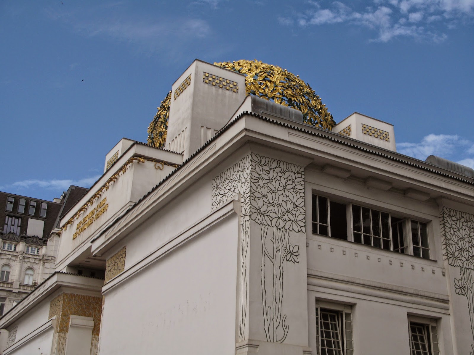 FIN DE SIECLE VIENNA: Secession House Photos