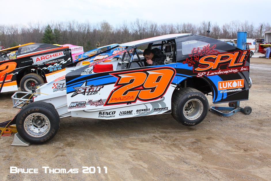 RUB RAILS & ROOSTER TAILS: 17 April 2011