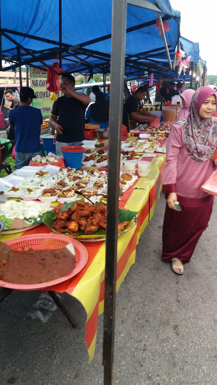 SUHAIZANNOH: ASSINGMENT 2 - PASAR MALAM TAMAN MAJU JASIN MELAKA