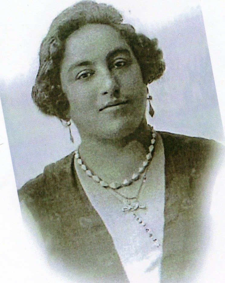 Angela Robles's Instagram, Twitter & Facebook on IDCrawl