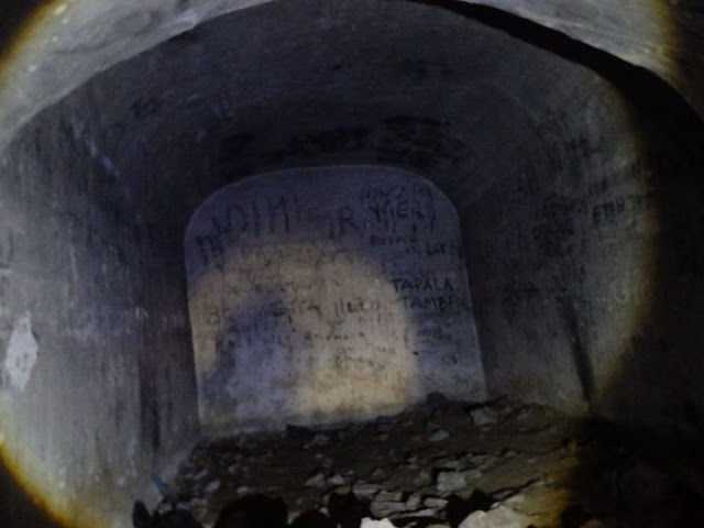 Goa Belanda di Gunung Papandayan | AF Storie