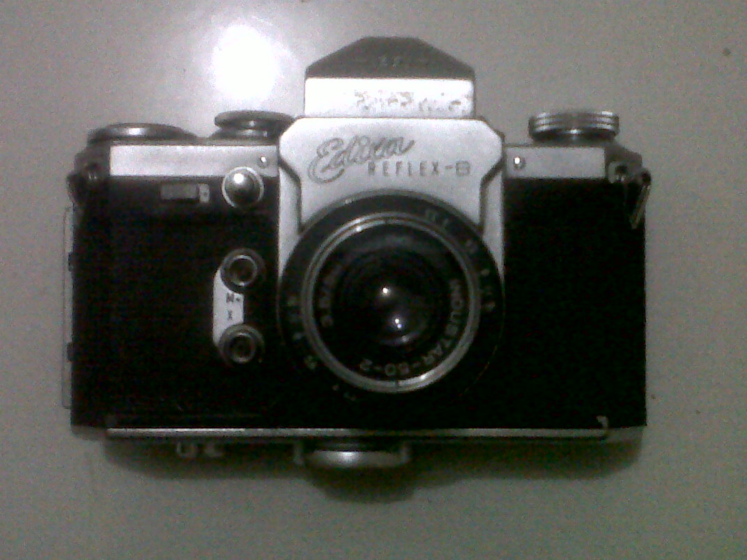 Edixa Reflex -B Tahun 1956 | ETERNAL LIGHT ANALOG CAMERA