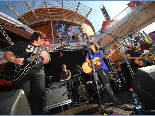 Javiera Parra y los imposibles se presentará en Parral