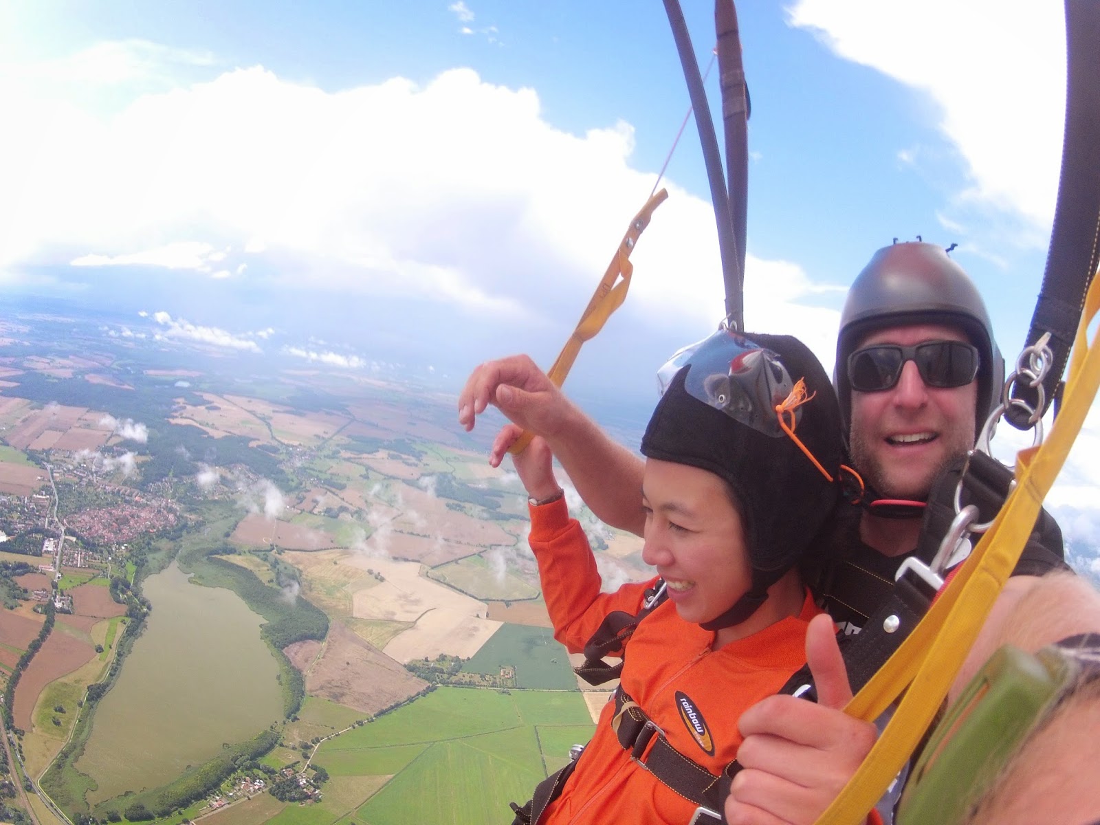 GOLD to green: Skydiving at GoJump Berlin Gransee