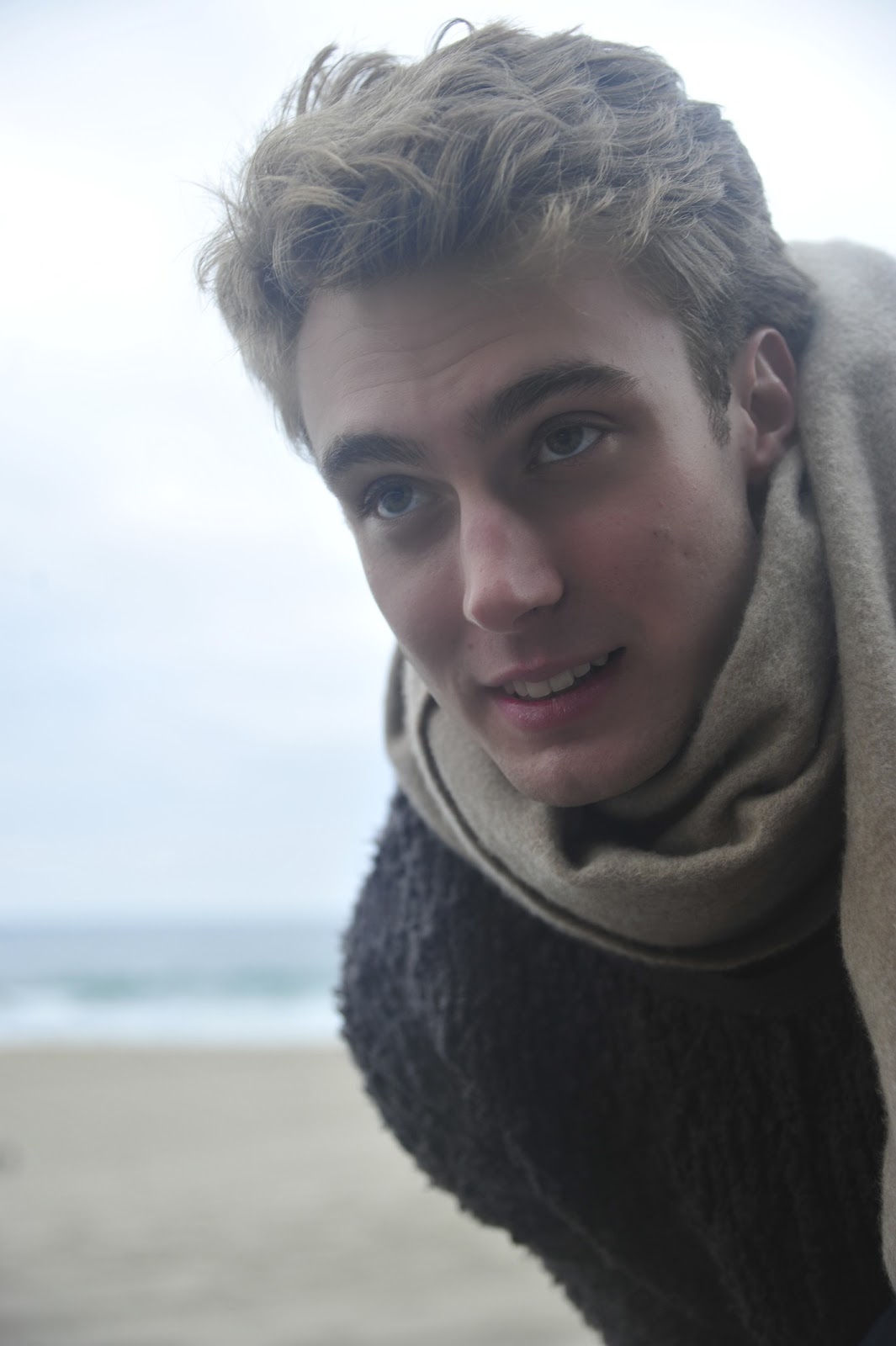 ANNe MARIe FOX PHOTOGRAPHY: MiCHAeL CHASe - AcToR - ReDoNDo BeACH